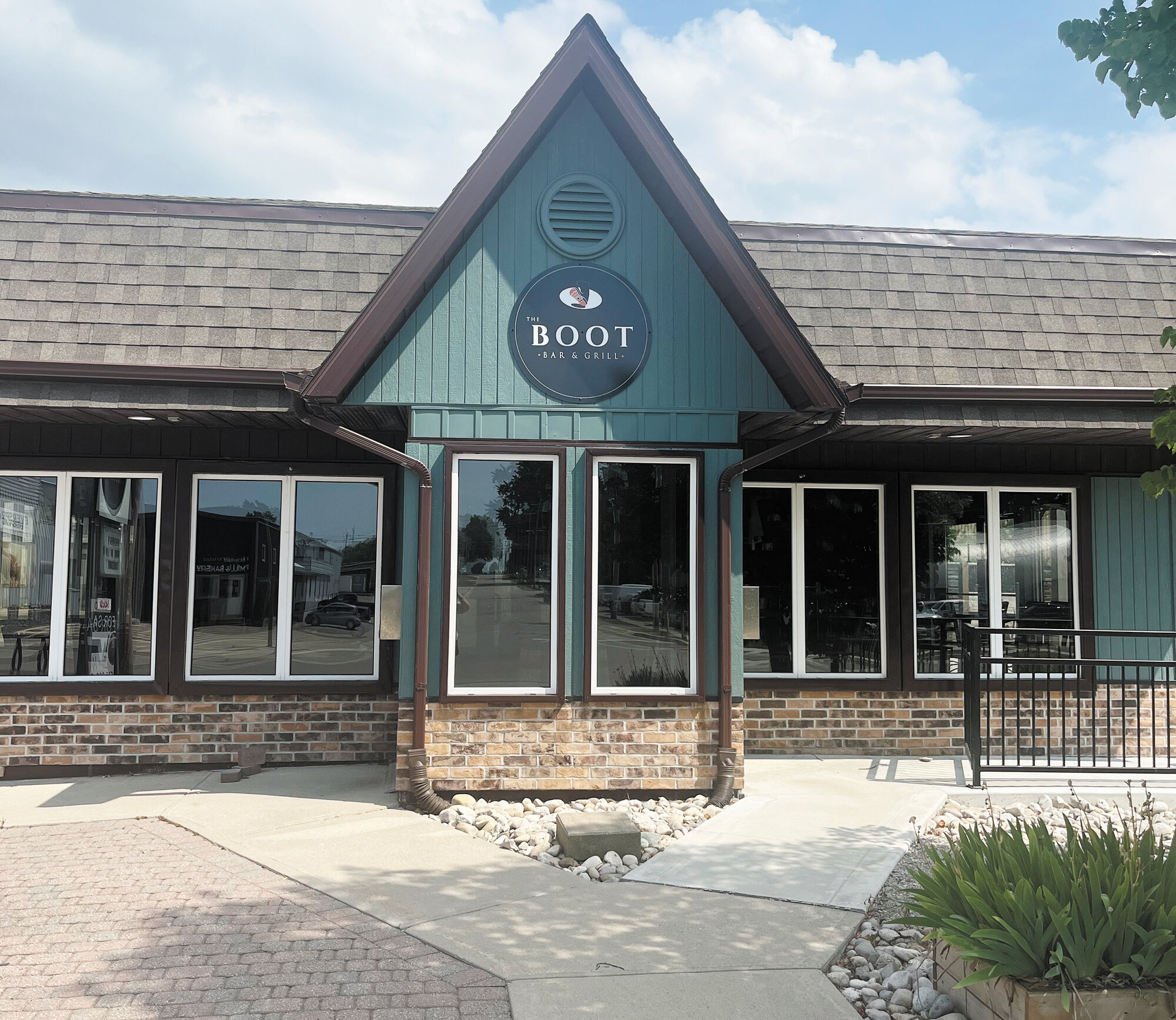 The Boot Bar and Grill